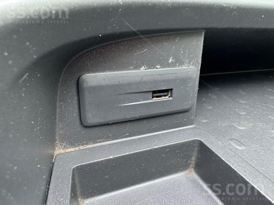 Pelēks Opel Vivaro 2017 Rīga, ar dzinēja tilpumu 1.60 L un nobraukumu 0 tūkst. km par 6799 €, foto 15 vietnē AUTOMOTO.COM.LV
