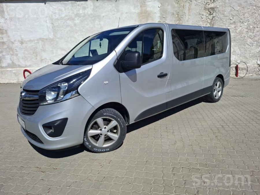 Grey Opel Vivaro 2017 in Ogre, with an engine capacity of 1.60 L and mileage of 280 thousand km for 12000 €, photo 1 on AUTOMOTO.COM.LV