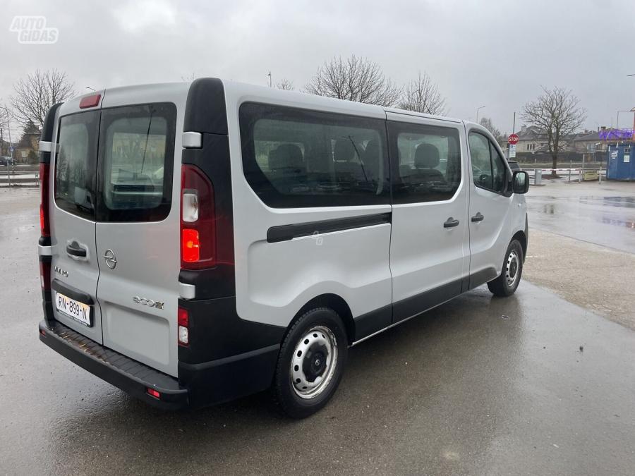 Pelēks Opel Vivaro 2018 Šauļi, ar dzinēja tilpumu 1.60 L un nobraukumu 190 tūkst. km par 11200 €, foto 5 vietnē AUTOMOTO.COM.LV