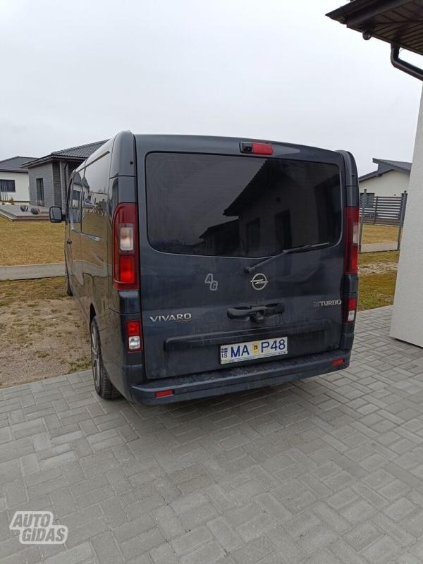 Grey Opel Vivaro 2018 in Panevezys, with an engine capacity of 1.60 L and mileage of 317 thousand km for 8999 €, photo 3 on AUTOMOTO.COM.LV