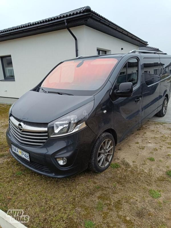 Grey Opel Vivaro 2018 in Panevezys, with an engine capacity of 1.60 L and mileage of 317 thousand km for 8999 €, photo 6 on AUTOMOTO.COM.LV