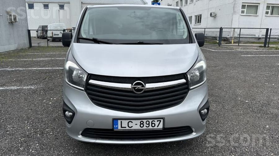 Pelēks Opel Vivaro 2018 Rīga, ar dzinēja tilpumu 1.60 L un nobraukumu 174 tūkst. km par 15200 €, foto 1 vietnē AUTOMOTO.COM.LV
