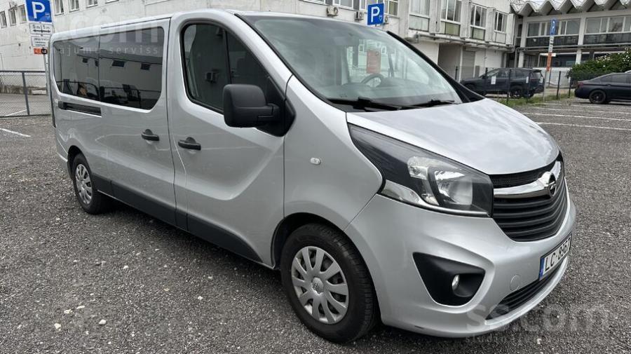 Pelēks Opel Vivaro 2018 Rīga, ar dzinēja tilpumu 1.60 L un nobraukumu 174 tūkst. km par 15200 €, foto 3 vietnē AUTOMOTO.COM.LV