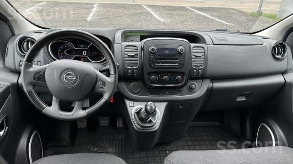 Grey Opel Vivaro 2018 in Riga, with an engine capacity of 1.60 L and mileage of 174 thousand km for 14700 €, photo 6 on AUTOMOTO.COM.LV
