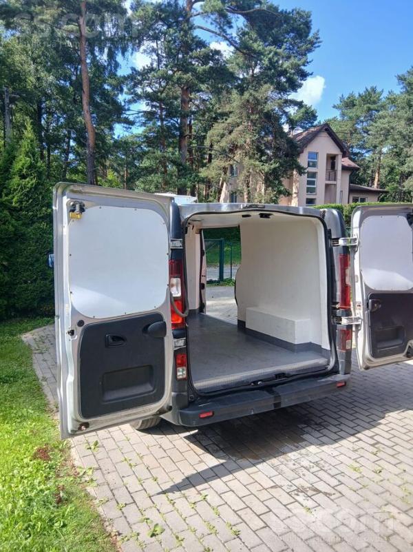 Pelēks Opel Vivaro 2018 Rīga, ar dzinēja tilpumu 1.60 L un nobraukumu 144 tūkst. km par 11000 €, foto 6 vietnē AUTOMOTO.COM.LV