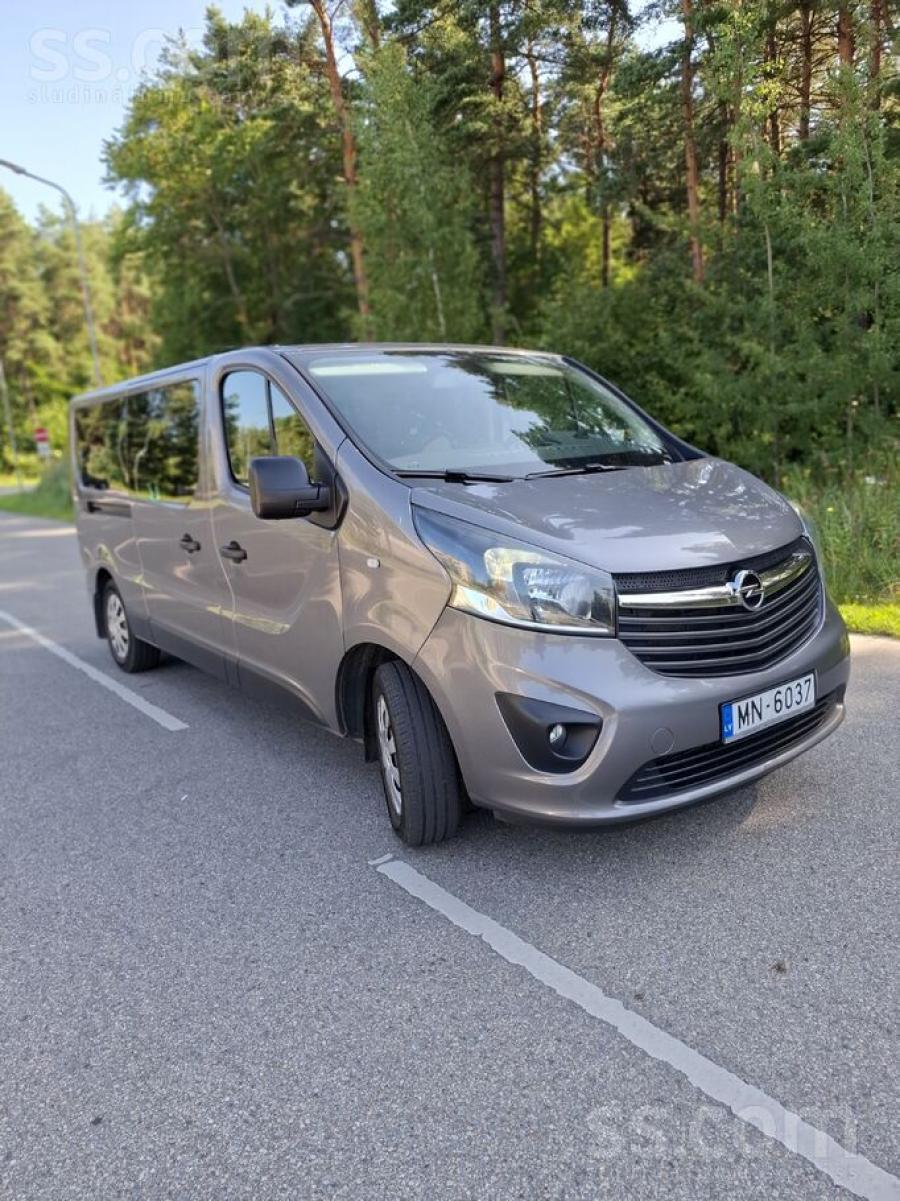 Pelēks Opel Vivaro 2018 Rīga, ar dzinēja tilpumu 1.60 L un nobraukumu 136 tūkst. km par 14900 €, foto 3 vietnē AUTOMOTO.COM.LV