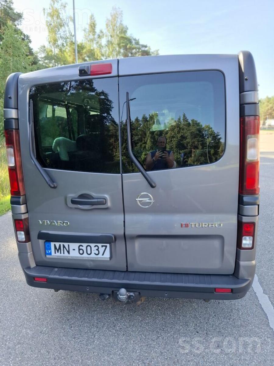 Pelēks Opel Vivaro 2018 Rīga, ar dzinēja tilpumu 1.60 L un nobraukumu 136 tūkst. km par 14900 €, foto 6 vietnē AUTOMOTO.COM.LV