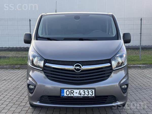 Опель Виваро 2018 в Цесис на AUTOMOTO.COM.LV Серый Опель Виваро 2018 в Цесис, объемом двигателя 1.60 л и пробегом 208 тыс. км за 14450 €, фото 3 на AUTOMOTO.COM.LV