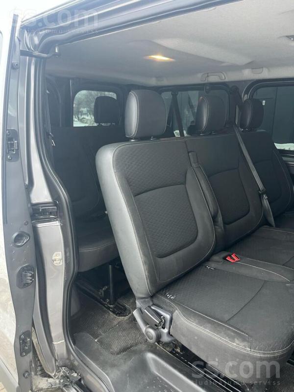 Pelēks Opel Vivaro 2019 Liepāja, ar dzinēja tilpumu 1.60 L un nobraukumu 211 tūkst. km par 13500 €, foto 2 vietnē AUTOMOTO.COM.LV