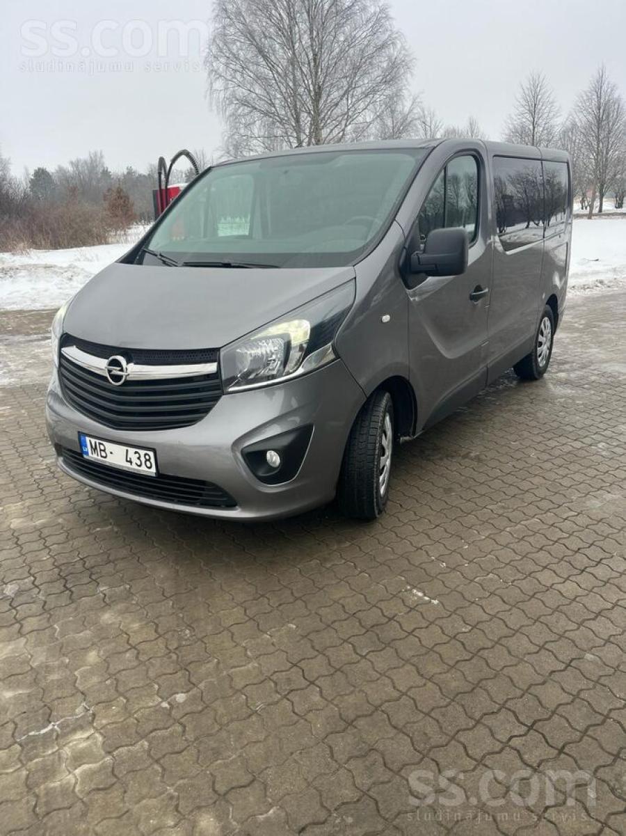 Grey Opel Vivaro 2019 in Liepaja, with an engine capacity of 1.60 L and mileage of 211 thousand km for 13500 €, photo 6 on AUTOMOTO.COM.LV
