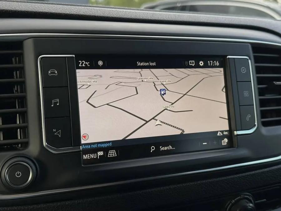 Grey Opel Vivaro 2022 in Jelgava, with an engine capacity of 2.00 L and mileage of 130 thousand km for 21500 €, photo 21 on AUTOMOTO.COM.LV