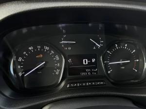 Grey Opel Vivaro 2022 in Jelgava, with an engine capacity of 2.00 L and mileage of 130 thousand km for 21500 €, photo 22 on AUTOMOTO.COM.LV