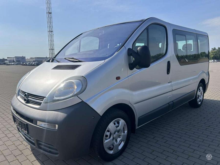Pelēks Opel Vivaro 2005 Marijampole, ar dzinēja tilpumu 1.87 L un nobraukumu 276 tūkst. km par 4650 €, foto 1 vietnē AUTOMOTO.COM.LV