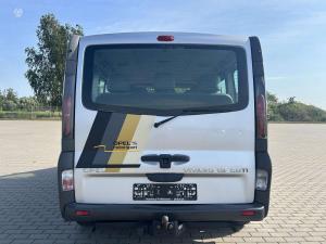 Pelēks Opel Vivaro 2005 Marijampole, ar dzinēja tilpumu 1.87 L un nobraukumu 276 tūkst. km par 4650 €, foto 7 vietnē AUTOMOTO.COM.LV