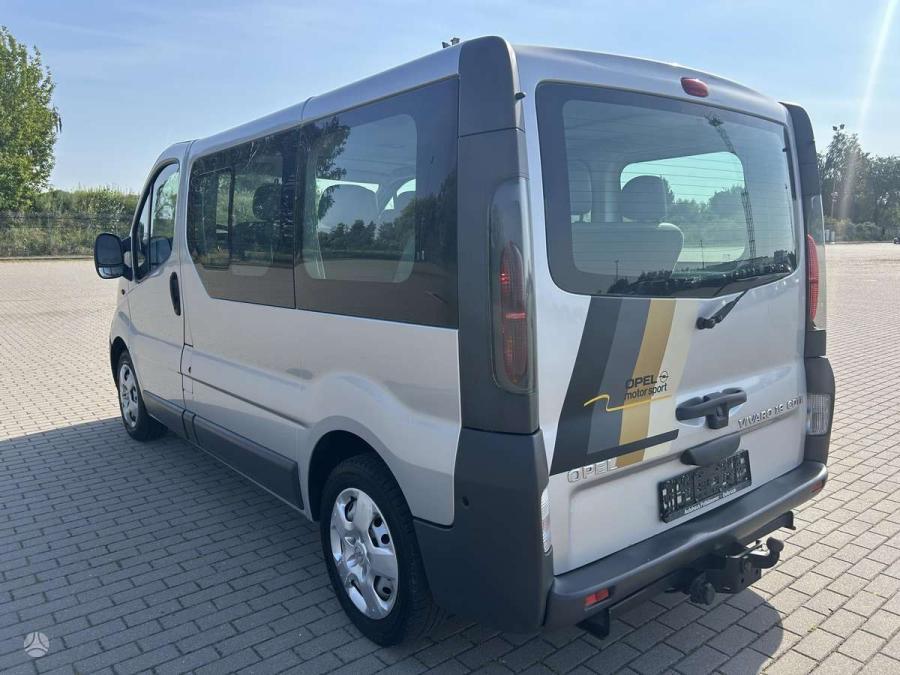 Pelēks Opel Vivaro 2005 Marijampole, ar dzinēja tilpumu 1.87 L un nobraukumu 276 tūkst. km par 4650 €, foto 8 vietnē AUTOMOTO.COM.LV