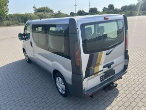 Pelēks Opel Vivaro 2005 Marijampole, ar dzinēja tilpumu 1.87 L un nobraukumu 276 tūkst. km par 4650 €, foto 9 vietnē AUTOMOTO.COM.LV