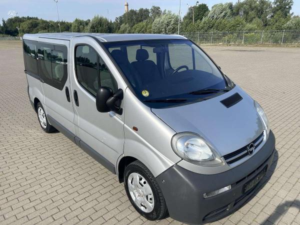 Grey Opel Vivaro 2005 in Marijampole, with an engine capacity of 1.87 L and mileage of 276 thousand km for 4650 €, photo 10 on AUTOMOTO.COM.LV