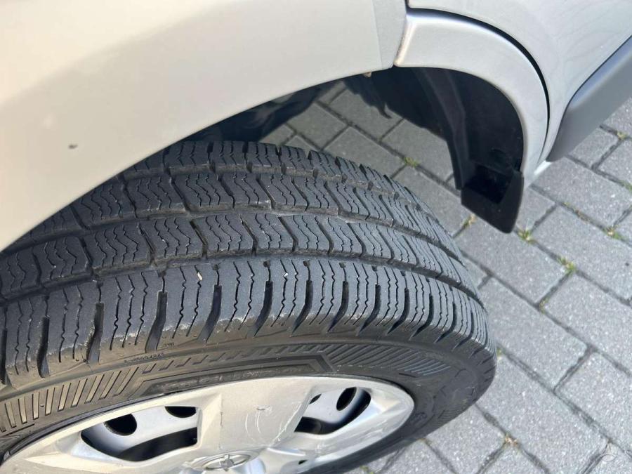 Pelēks Opel Vivaro 2005 Marijampole, ar dzinēja tilpumu 1.87 L un nobraukumu 276 tūkst. km par 4650 €, foto 20 vietnē AUTOMOTO.COM.LV