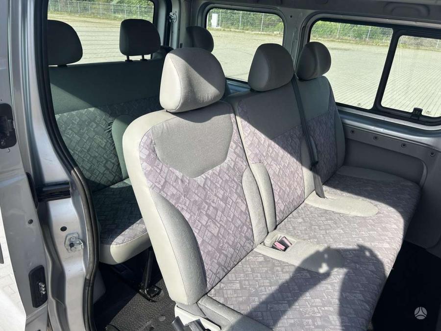 Pelēks Opel Vivaro 2005 Marijampole, ar dzinēja tilpumu 1.87 L un nobraukumu 276 tūkst. km par 4650 €, foto 26 vietnē AUTOMOTO.COM.LV