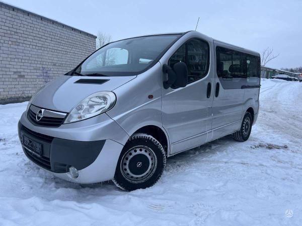 Pelēks Opel Vivaro 2006 Viļņa, ar dzinēja tilpumu 2.00 L un nobraukumu 271 tūkst. km par 5350 €, foto 1 vietnē AUTOMOTO.COM.LV