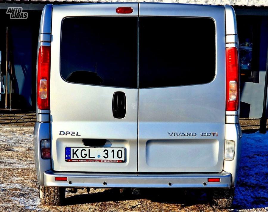 Grey Opel Vivaro 2007 in Kretinga, with an engine capacity of 2.00 L and mileage of 185 thousand km for 7499 €, photo 4 on AUTOMOTO.COM.LV