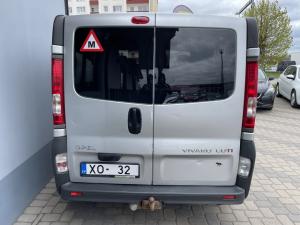 Grey Opel Vivaro 2007 in Riga, with an engine capacity of 2.00 L and mileage of 337 thousand km for 4800 €, photo 7 on AUTOMOTO.COM.LV