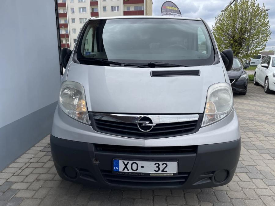 Grey Opel Vivaro 2007 in Riga, with an engine capacity of 2.00 L and mileage of 337 thousand km for 4800 €, photo 23 on AUTOMOTO.COM.LV