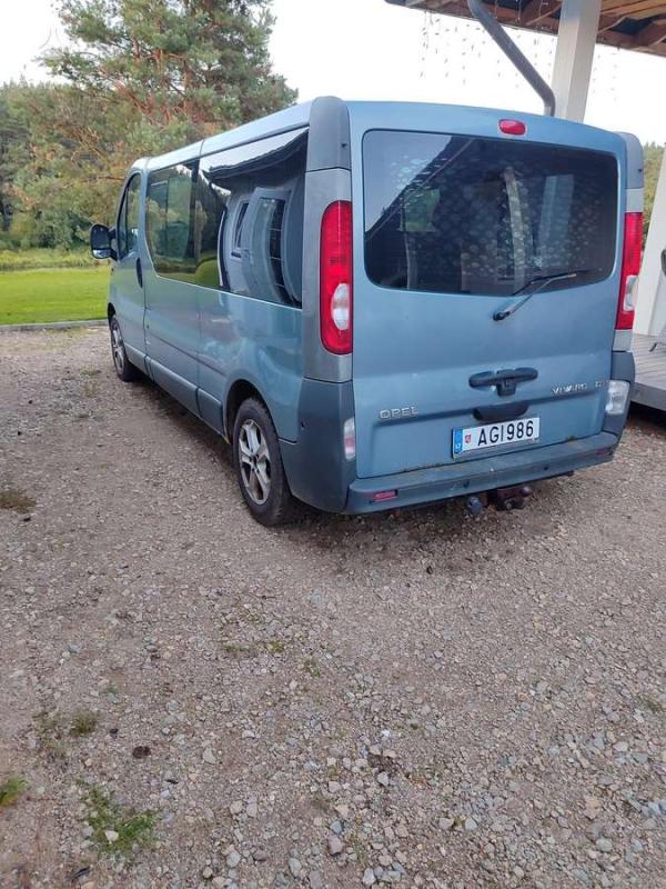 Grey Opel Vivaro 2007 in Nemencine, with an engine capacity of 2.00 L and mileage of 480 thousand km for 3600 €, photo 7 on AUTOMOTO.COM.LV