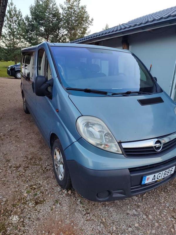Grey Opel Vivaro 2007 in Nemencine, with an engine capacity of 2.00 L and mileage of 480 thousand km for 3600 €, photo 9 on AUTOMOTO.COM.LV