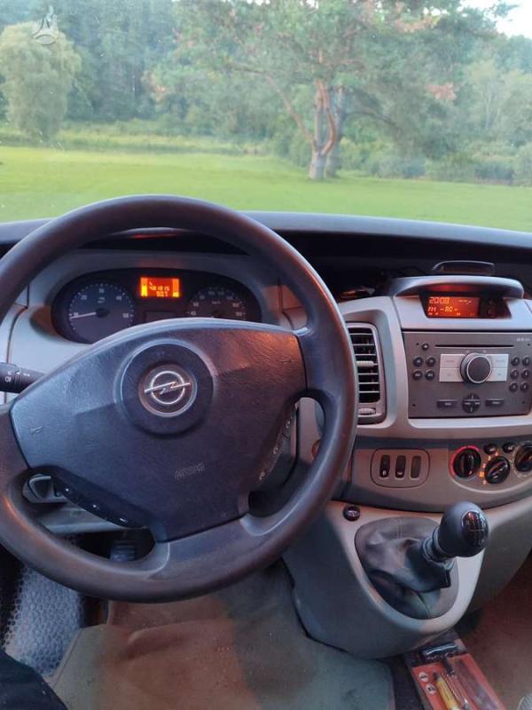 Grey Opel Vivaro 2007 in Nemencine, with an engine capacity of 2.00 L and mileage of 480 thousand km for 3600 €, photo 10 on AUTOMOTO.COM.LV