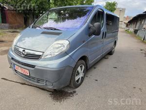 Grey Opel Vivaro 2009 in Riga, with an engine capacity of 2.50 L and mileage of 235 thousand km for 6970 €, photo 3 on AUTOMOTO.COM.LV