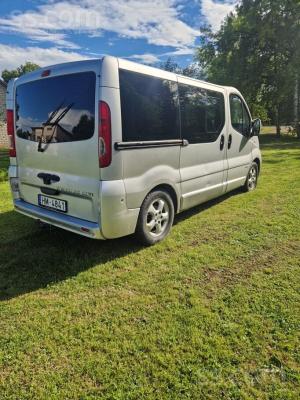Pelēks Opel Vivaro 2010 Rīga, ar dzinēja tilpumu 2.50 L un nobraukumu 327 tūkst. km par 3550 €, foto 7 vietnē AUTOMOTO.COM.LV