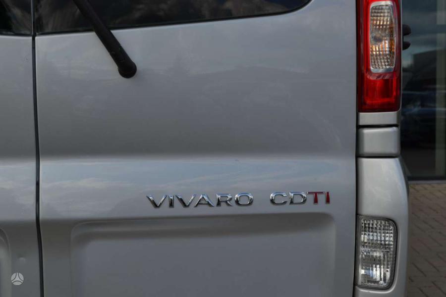 Grey Opel Vivaro 2010 in Vilnius, with an engine capacity of 2.00 L and mileage of 228 thousand km for 8500 €, photo 15 on AUTOMOTO.COM.LV