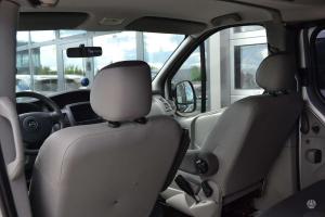 Grey Opel Vivaro 2010 in Vilnius, with an engine capacity of 2.00 L and mileage of 228 thousand km for 8500 €, photo 28 on AUTOMOTO.COM.LV