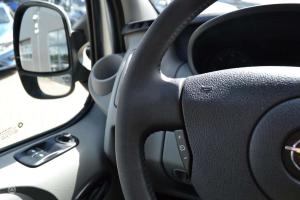 Grey Opel Vivaro 2010 in Vilnius, with an engine capacity of 2.00 L and mileage of 228 thousand km for 8500 €, photo 41 on AUTOMOTO.COM.LV