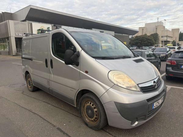 Pelēks Opel Vivaro 2010 Viļņa, ar dzinēja tilpumu 2.46 L un nobraukumu 281 tūkst. km par 1750 €, foto 4 vietnē AUTOMOTO.COM.LV