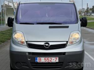 Opel Vivaro 2010 in Rezekne on AUTOMOTO.COM.LV Grey Opel Vivaro 2010 in Rezekne, with an engine capacity of 2.50 L and mileage of 188 thousand km for 9790 €, photo 1 on AUTOMOTO.COM.LV