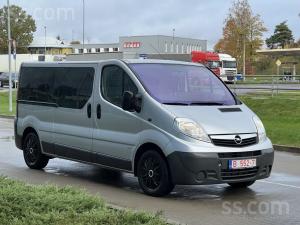 Grey Opel Vivaro 2010 in Rezekne, with an engine capacity of 2.50 L and mileage of 188 thousand km for 9790 €, photo 4 on AUTOMOTO.COM.LV