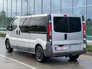 Grey Opel Vivaro 2010 in Rezekne, with an engine capacity of 2.50 L and mileage of 188 thousand km for 9790 €, photo 6 on AUTOMOTO.COM.LV