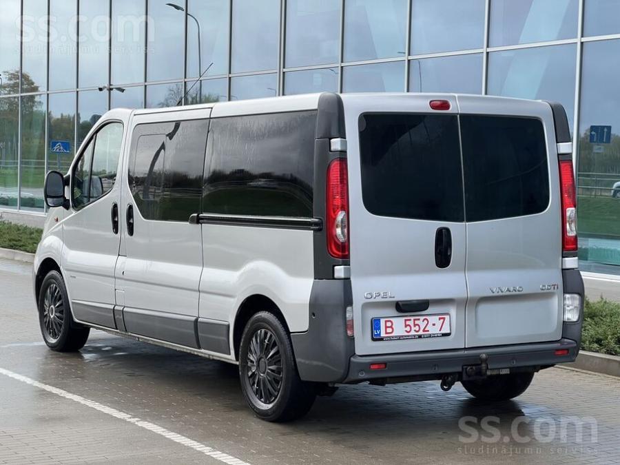 Grey Opel Vivaro 2010 in Rezekne, with an engine capacity of 2.50 L and mileage of 188 thousand km for 9790 €, photo 6 on AUTOMOTO.COM.LV