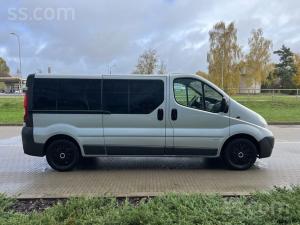 Grey Opel Vivaro 2010 in Rezekne, with an engine capacity of 2.50 L and mileage of 188 thousand km for 9790 €, photo 8 on AUTOMOTO.COM.LV