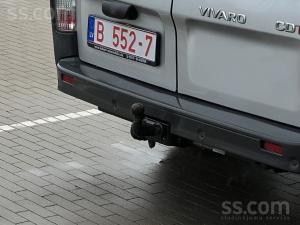 Grey Opel Vivaro 2010 in Rezekne, with an engine capacity of 2.50 L and mileage of 188 thousand km for 9790 €, photo 10 on AUTOMOTO.COM.LV
