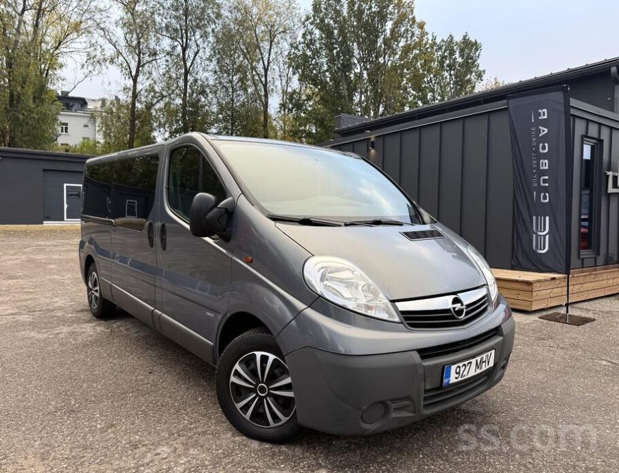 Pelēks Opel Vivaro 2011 Tallina, ar dzinēja tilpumu 2.00 L un nobraukumu 150 tūkst. km par 11900 €, foto 3 vietnē AUTOMOTO.COM.LV