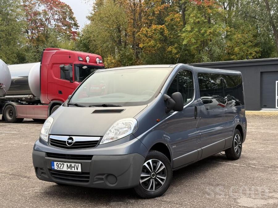 Pelēks Opel Vivaro 2011 Tallina, ar dzinēja tilpumu 2.00 L un nobraukumu 150 tūkst. km par 11900 €, foto 8 vietnē AUTOMOTO.COM.LV