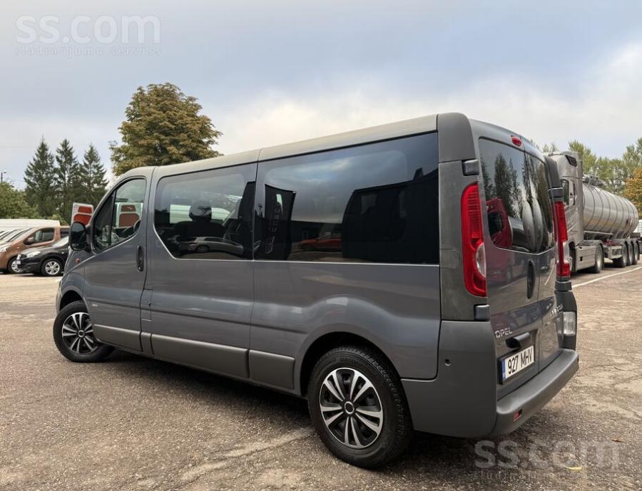 Pelēks Opel Vivaro 2011 Tallina, ar dzinēja tilpumu 2.00 L un nobraukumu 150 tūkst. km par 11900 €, foto 16 vietnē AUTOMOTO.COM.LV