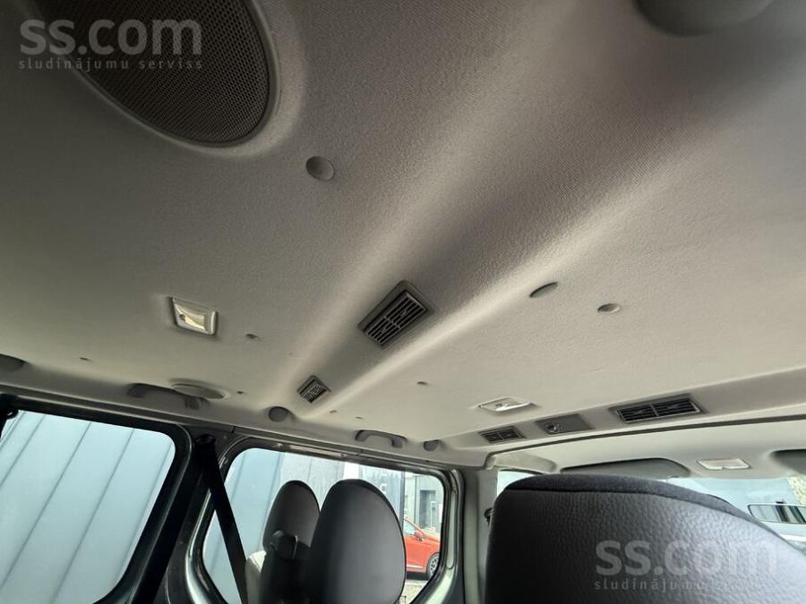 Pelēks Opel Vivaro 2011 Tallina, ar dzinēja tilpumu 2.00 L un nobraukumu 150 tūkst. km par 11900 €, foto 22 vietnē AUTOMOTO.COM.LV