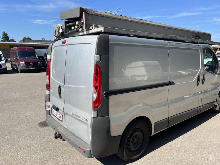 Pelēks Opel Vivaro 2014 Klaipėda, ar dzinēja tilpumu 2.00 L un nobraukumu 265 tūkst. km par 7800 €, foto 6 vietnē AUTOMOTO.COM.LV