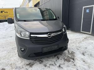 Grey Opel Vivaro 2015 in Alytus, with an engine capacity of 1.60 L and mileage of 274 thousand km for 9400 €, photo 2 on AUTOMOTO.COM.LV
