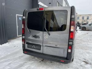 Grey Opel Vivaro 2015 in Alytus, with an engine capacity of 1.60 L and mileage of 274 thousand km for 9400 €, photo 6 on AUTOMOTO.COM.LV