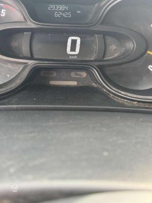 Grey Opel Vivaro 2015 in Klaipeda, with an engine capacity of 1.60 L and mileage of 294 thousand km for 3250 €, photo 7 on AUTOMOTO.COM.LV